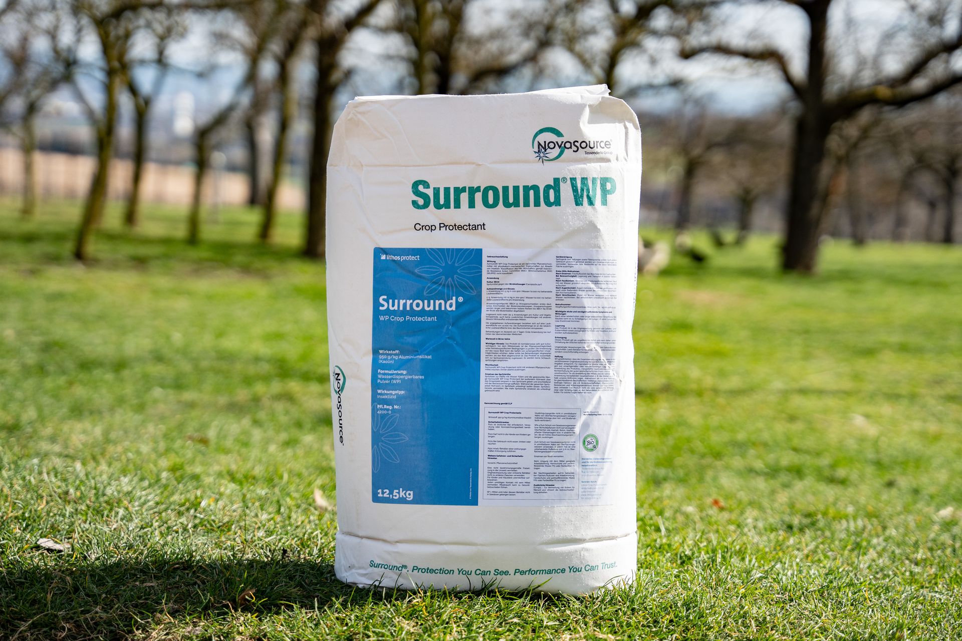 Surround: Effektive Schädlingsbekämpfung im Obstgarten.